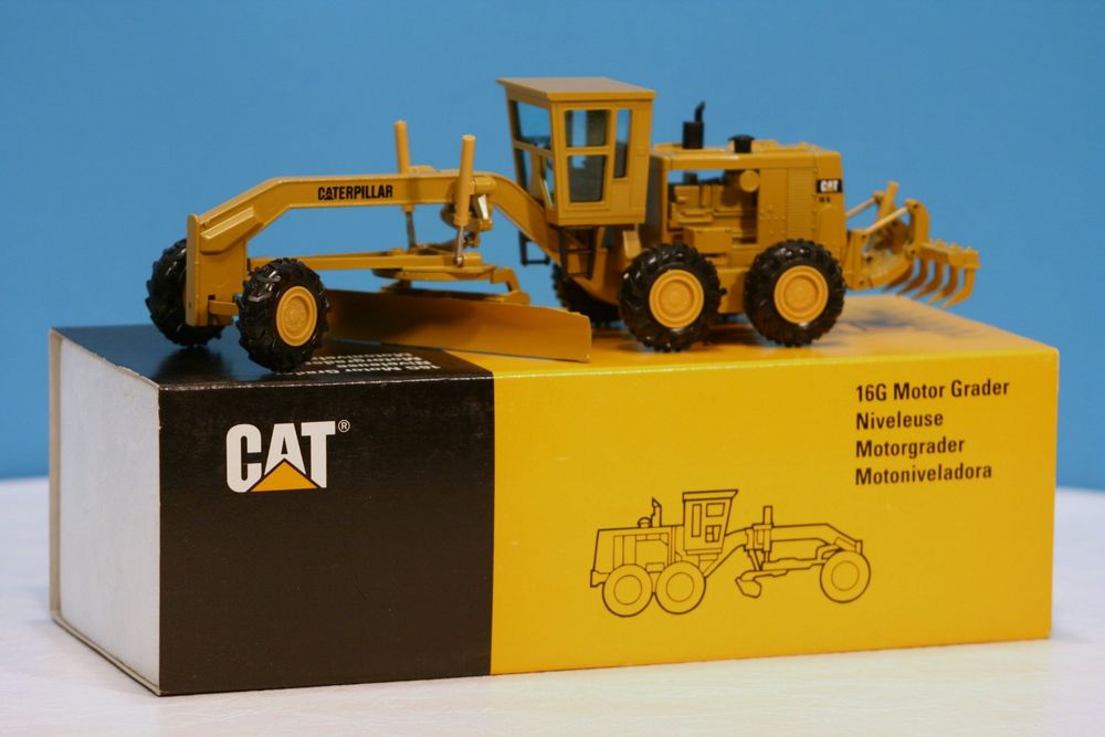 CATERPILLAR Motor Grader 16G - NZG (Neu und originalverpackt) in Thun ...