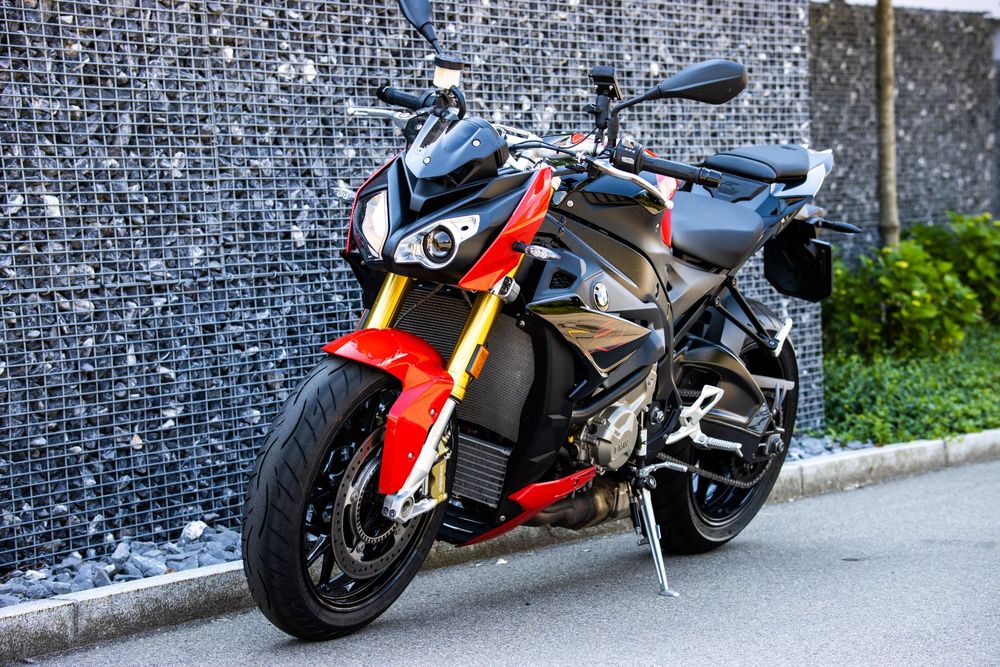 BMW S1000R frisch ab MFK, Service & neu Bereift | Kaufen auf Ricardo