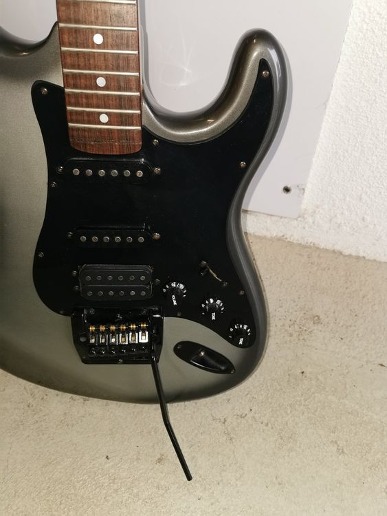 HOHNER PROFESSIONAL "ST LEAD S" - E-Gitarre (Defekt) in Thalheim an der ...