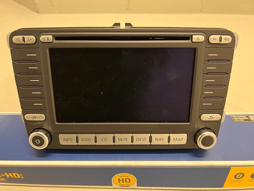 Radio RNS MFD VW (Defekt) in Unterlunkhofen für CHF 5 – mit Lieferung ...