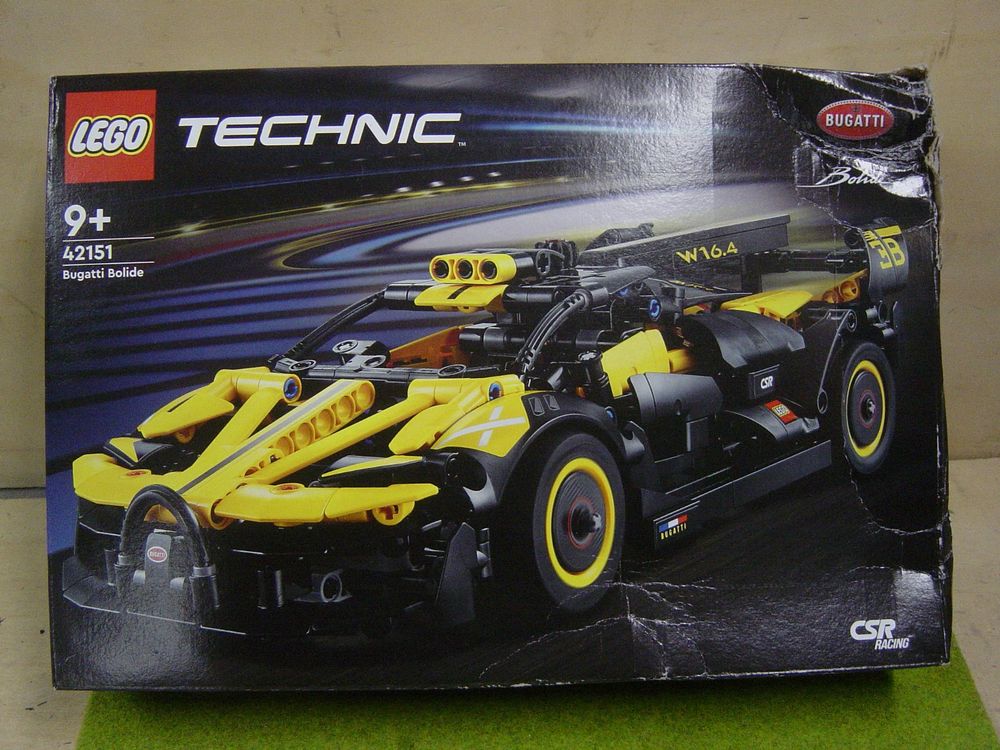 LEGO Technic Bugatti 42151/ Neu, OVP / Leider Karton defekt | Kaufen ...
