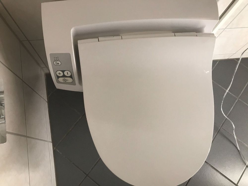 Geberit Dusch- WC 5000 Plus inkl. FB | Acheter sur Ricardo