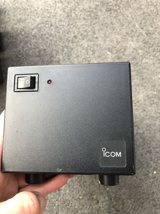 ICOM PS-85 Powersupply Netzgerät Amateurfunk (D'occasion) à Rüti ZH ...