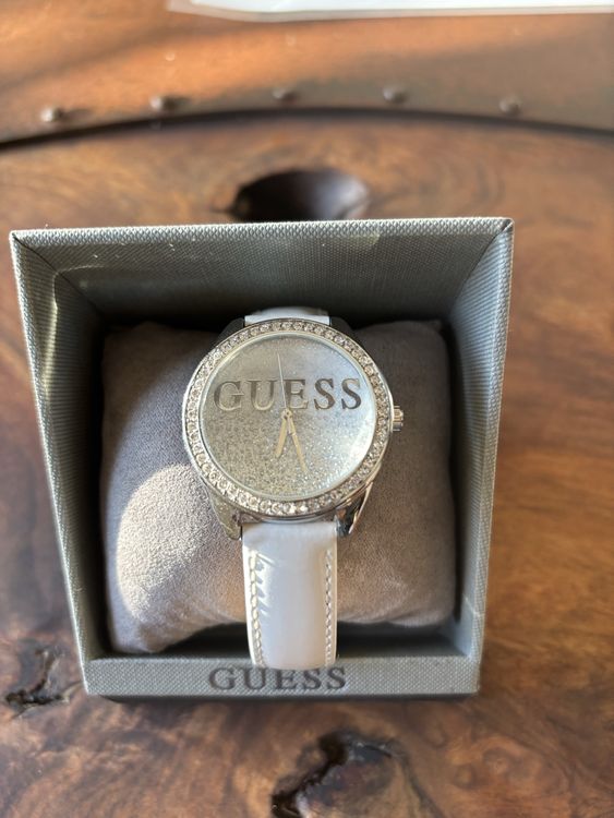 Original Guess Damenuhr mit Glitzer (Gebraucht) in Dürnten für CHF 50 ...
