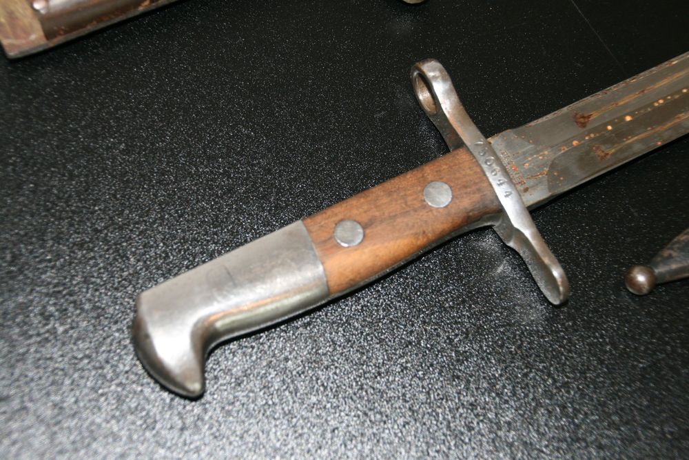 Bajonett u. Faschinenmesser ? Gebr. Weyersberg Solingen (Gebraucht) in Amriswil für CHF 40 – mit ...