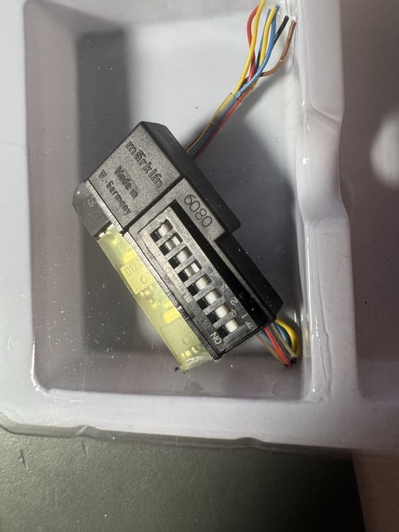 Märklin Lokdecoder M6080 (Gebraucht) in Köniz für CHF 13 – mit Lieferung auf Ricardo kaufen