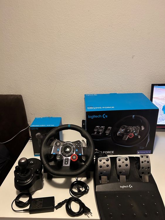Logitech G29 Lenkrad + Shifter, 3 Pedalen (Gebraucht) in Rapperswil SG ...