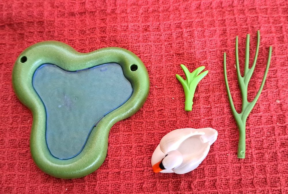 Playmobil Schwan mit Teich (Gebraucht) in Breitenbach für CHF 5 – mit Lieferung auf Ricardo kaufen