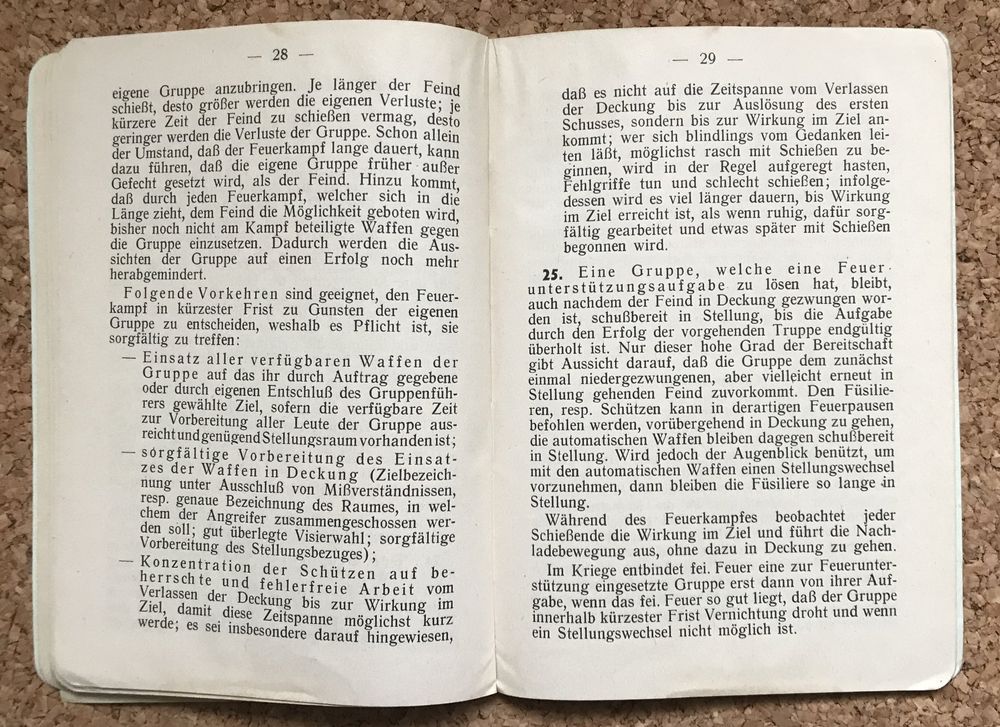 SCHWEIZER ARMEE AUSBILDUNGSVORSCHRIFT DER INFANTRIE 1942 (Gebraucht) in Ostermundigen für CHF 6. ...