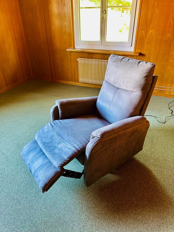 Relaxsessel mit elektrischer Verstellung - AB 1 CHF | Kaufen auf Ricardo