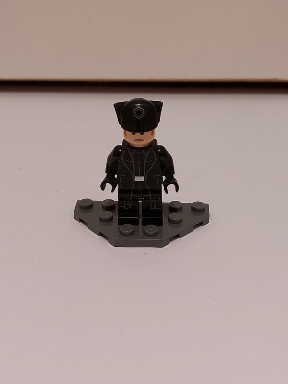 Lego Star Wars - General Hux - SW0662 (Gebraucht) in Trub für CHF 8.9 ...