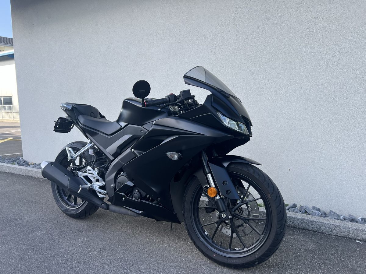 Yamaha YZF-R125 (2022) Motor frisch revidiert & neue Pneu (Gebraucht ...