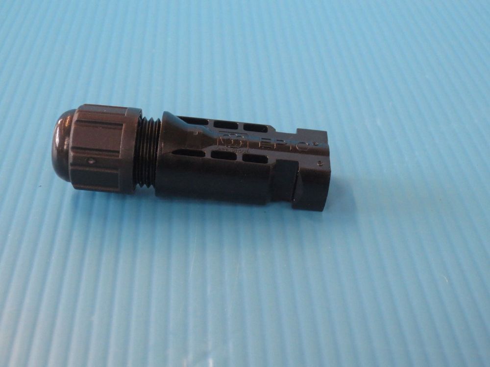 EPIC Solar Stecker Set MC4 4-6mm2 für hohe 1000V und 30A (Neu und originalverpackt) in Sulz LU ...