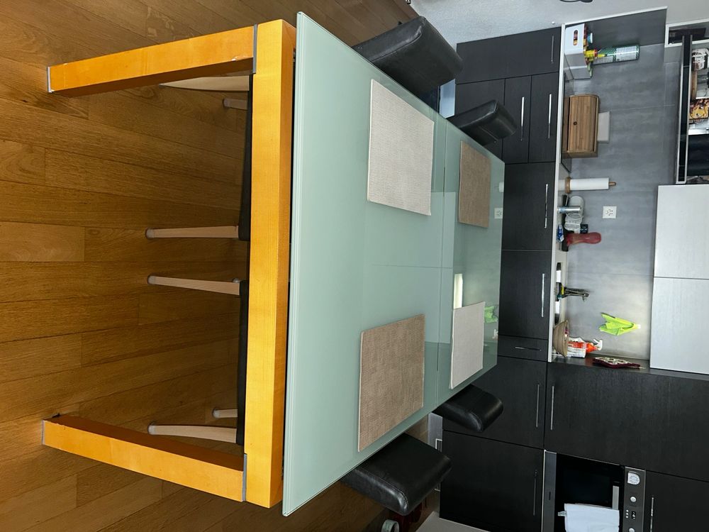 Table à manger design avec rallonge, bois clair et verre (Gebraucht) in ...