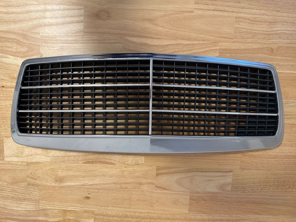 Kühlergrill MERCEDES-BENZ E-Klasse (W210), Art. 2108880023 (Gebraucht ...