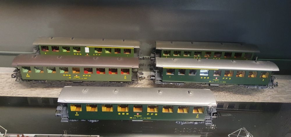 ROCO:AC: 5 X SBB PLATTFORM-PERSONENWAGEN GRÜN | Kaufen auf Ricardo