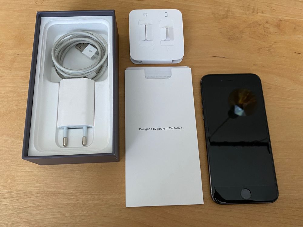 iPhone 8, Space Gray, 64 GB | Kaufen auf Ricardo
