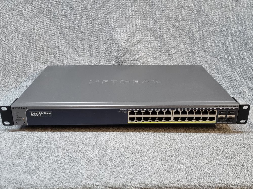 Netgear 28-Port Gigabit Switch PoE+, SFP - gratis Versand! (Gebraucht ...