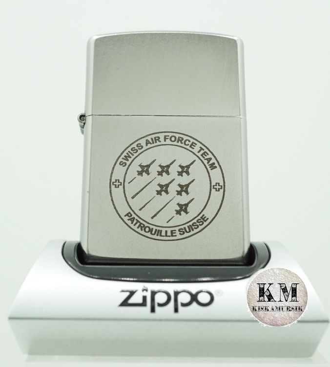 ZIPPO® SWISS AIR FORCE TEAM - LASER - 2020 - UNGEZÜNDET (Neuf (Voir ...