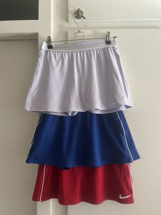 3 jupes tennis NIKE S DRI-FIT (Gebraucht) in Genève für CHF 22 – mit ...