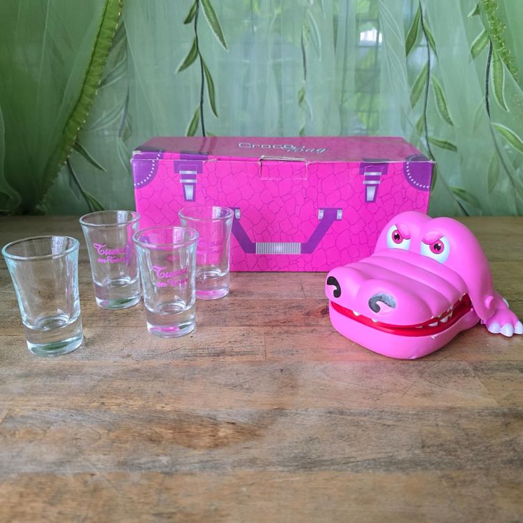 Schnappi Croco Bag Tussie on Tour Trinkspiel (Gebraucht) in ...