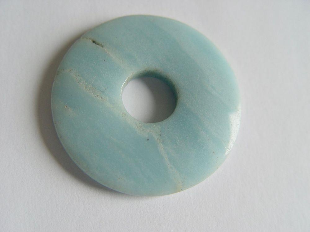 Grosser vintage Pi - Anhänger, Amazonit, Donut, 4.5cm | Kaufen auf Ricardo