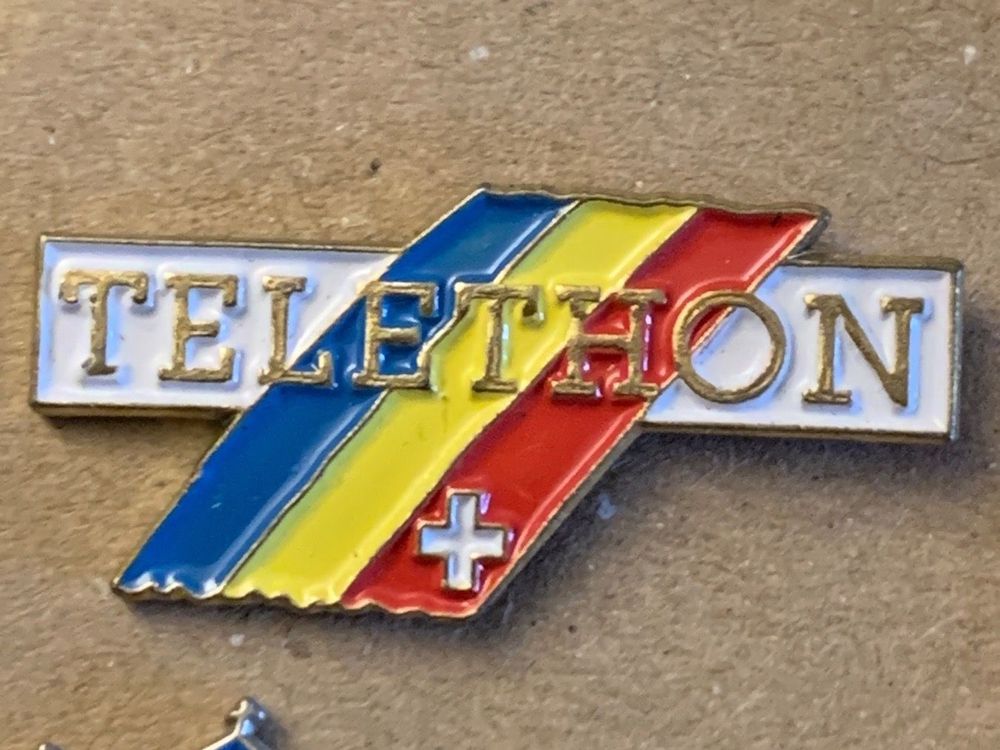 Pin’s Telethon (Gebraucht) in Chavornay für CHF 0.3 – mit Lieferung auf ...