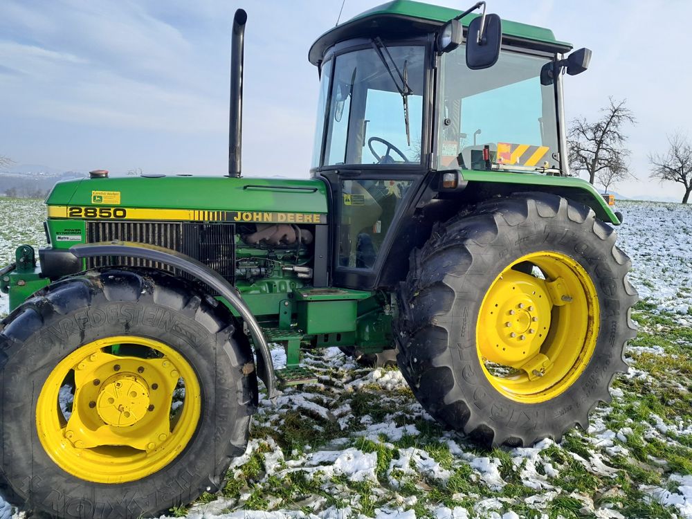 Traktor John Deere 2850 HL mit Forstfunk | Kaufen auf Ricardo