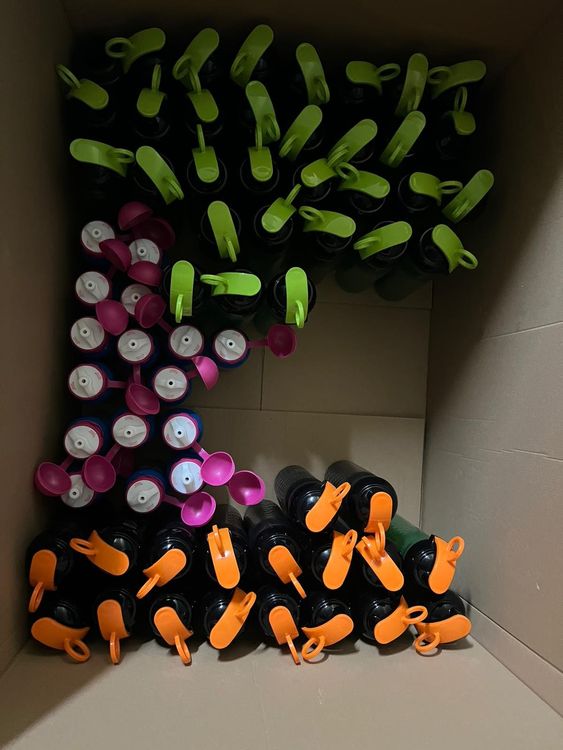 Trinkflaschen, 60 Stk., neu, ideal für Sport & Freizeit (Neu und ...