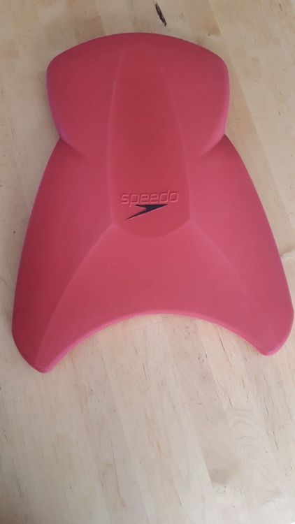 planche Speedo Schwimmbrett (Gebraucht) in Grolley für CHF 1 – mit ...