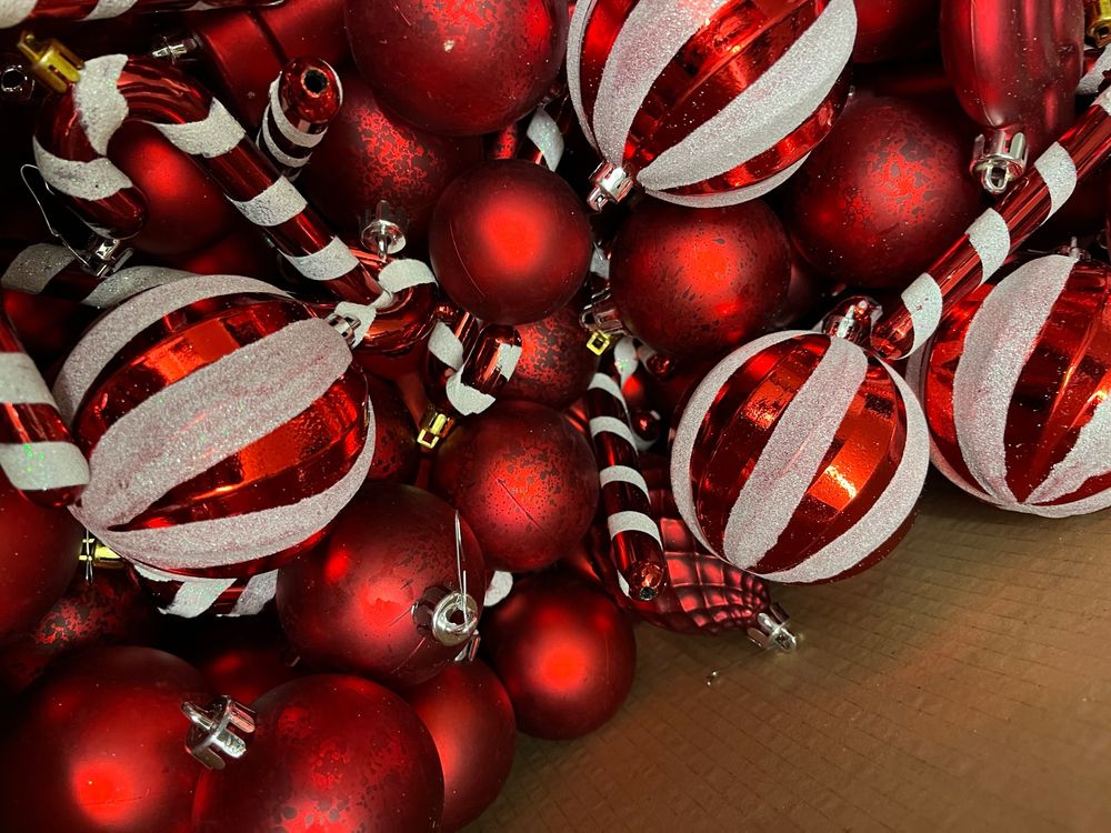 grosse Kiste Weihnachtsdeko, rot | Kaufen auf Ricardo grosse Kiste Weihnachtsdeko, rot | Kaufen auf Ricardo