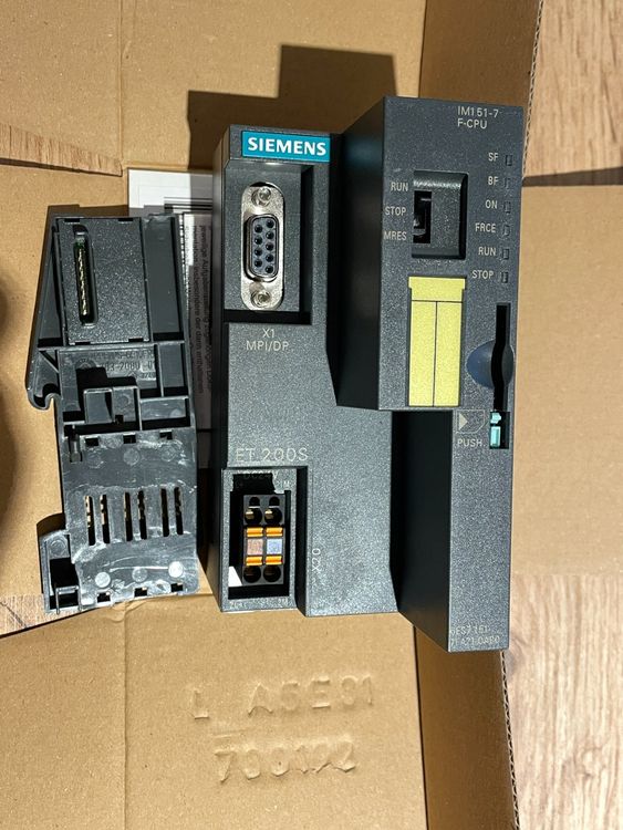 Siemens ET200S CPU 151-7F (Neu (gemäss Beschreibung)) in Safenwil für ...