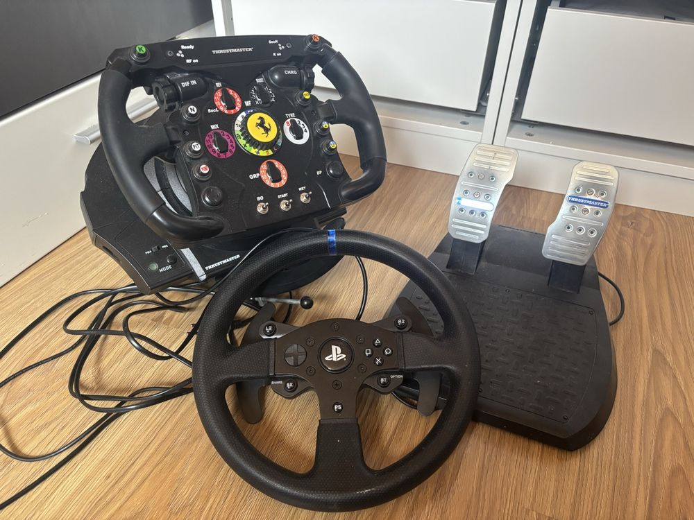 Thrustmaster T300 PlayStation F1 Volant Pédalier Jeu Course (Gebraucht ...