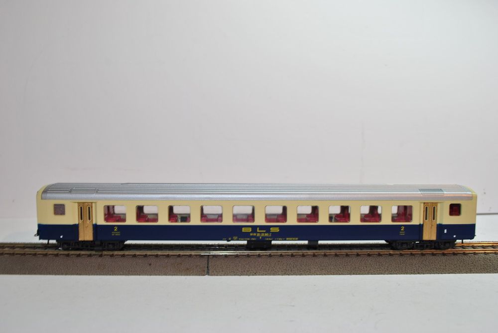 Roco Personenwagen BLS 44321 (DHP066) (Gebraucht) in Aarwangen für CHF ...