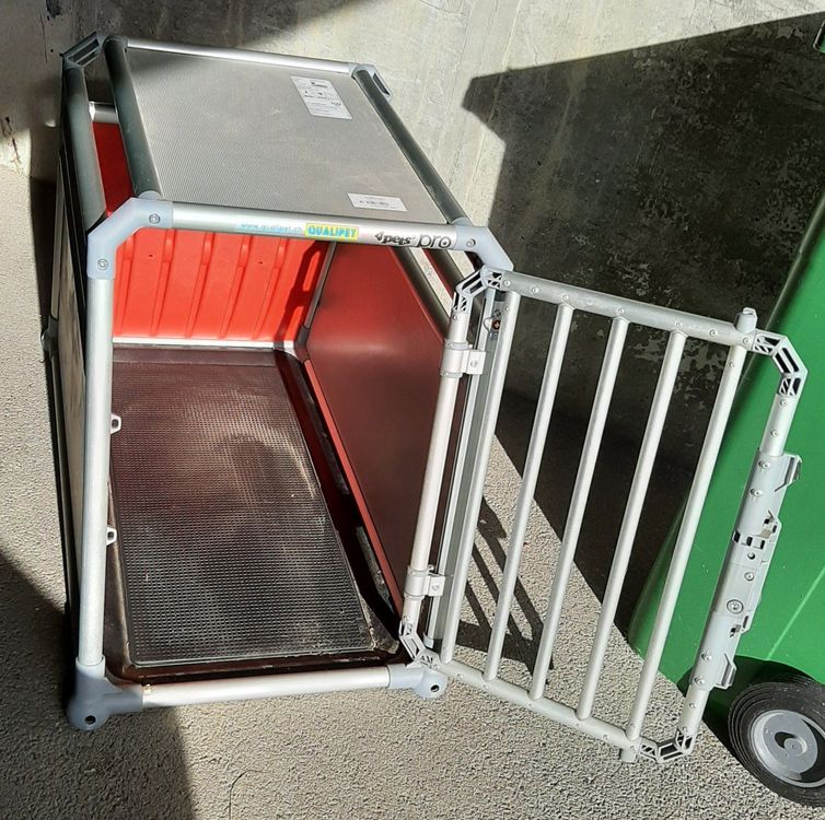 Hundebox 4pets pro 2, large (Gebraucht) in Wiler b. Seedorf für CHF 210 ...