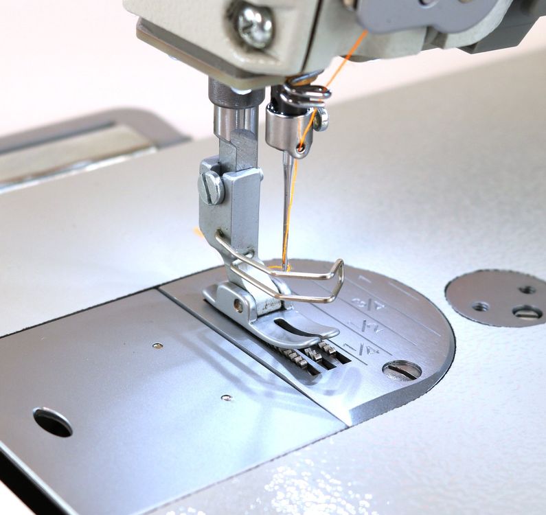 Dürkopp Adler 261, Neue Industrienähmaschine (Neu und originalverpackt) in Rehetobel für CHF ...