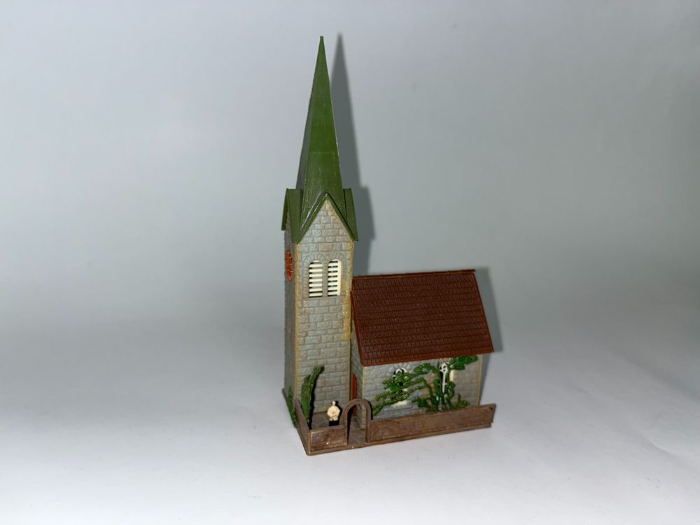 Berg Häuser Kirche Bahnhof Spur N fertig gebaut | Kaufen auf Ricardo