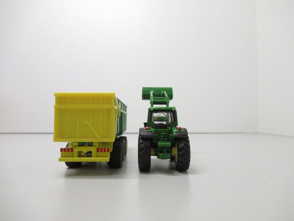 SIKU John Deere Traktor mit Frontlader + Kipper o. OVP 1:87 (Gebraucht ...