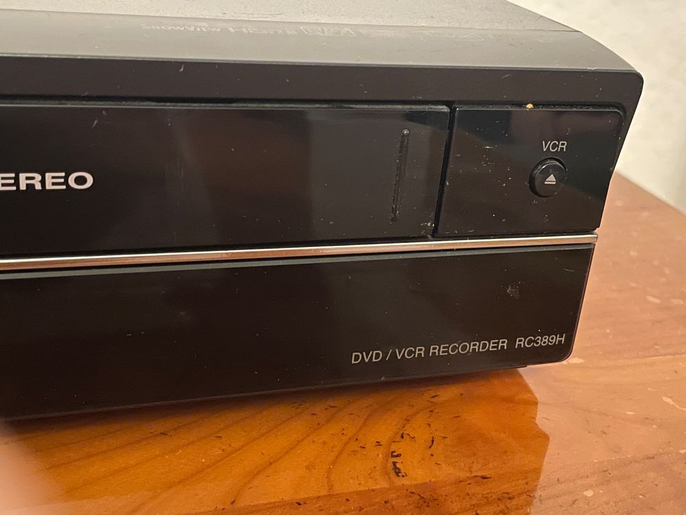 LG RC389H VHS/ DVD Kombination Mit HDMI und Scart Kabel (Gebraucht) in ...