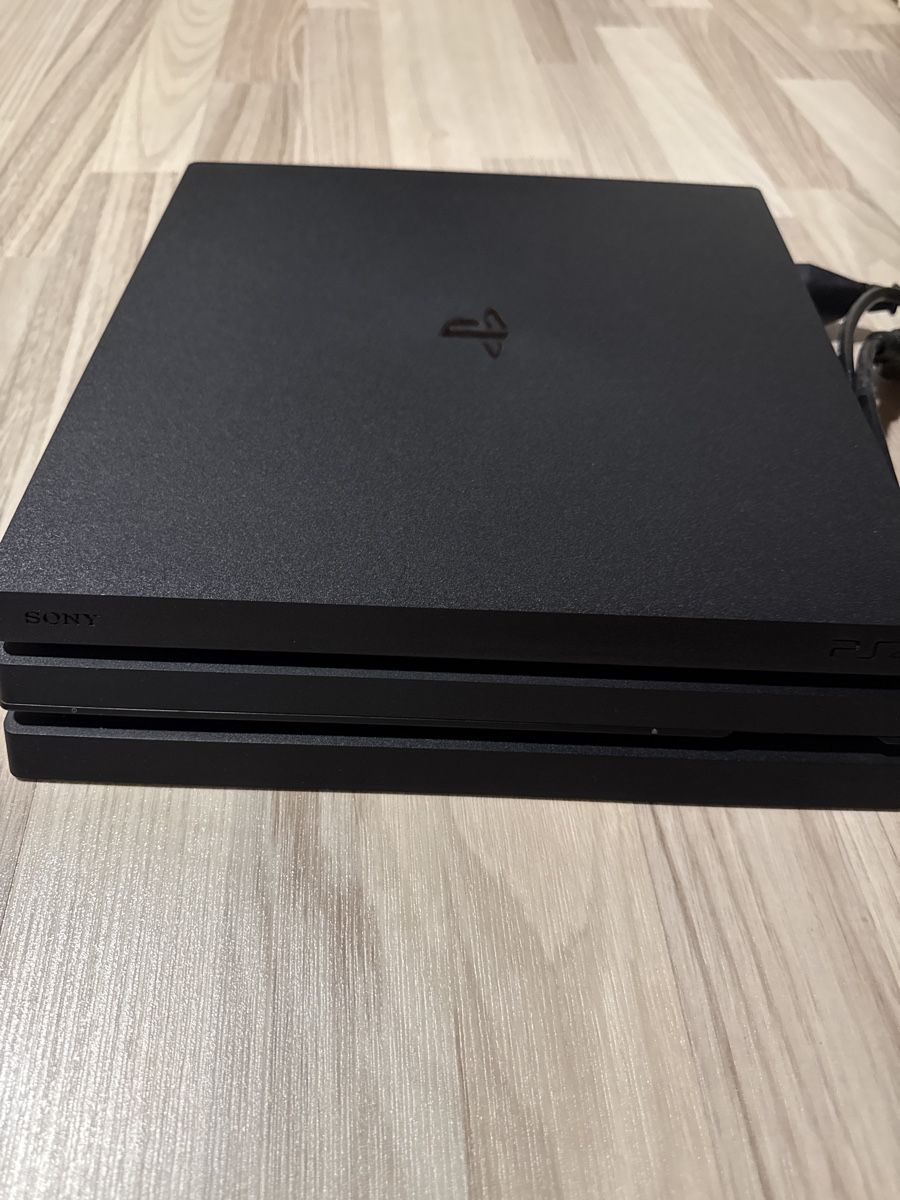 PlayStation 4 Pro - Top Zustand! Inkl. Controller🎮 (Neu (gemäss ...