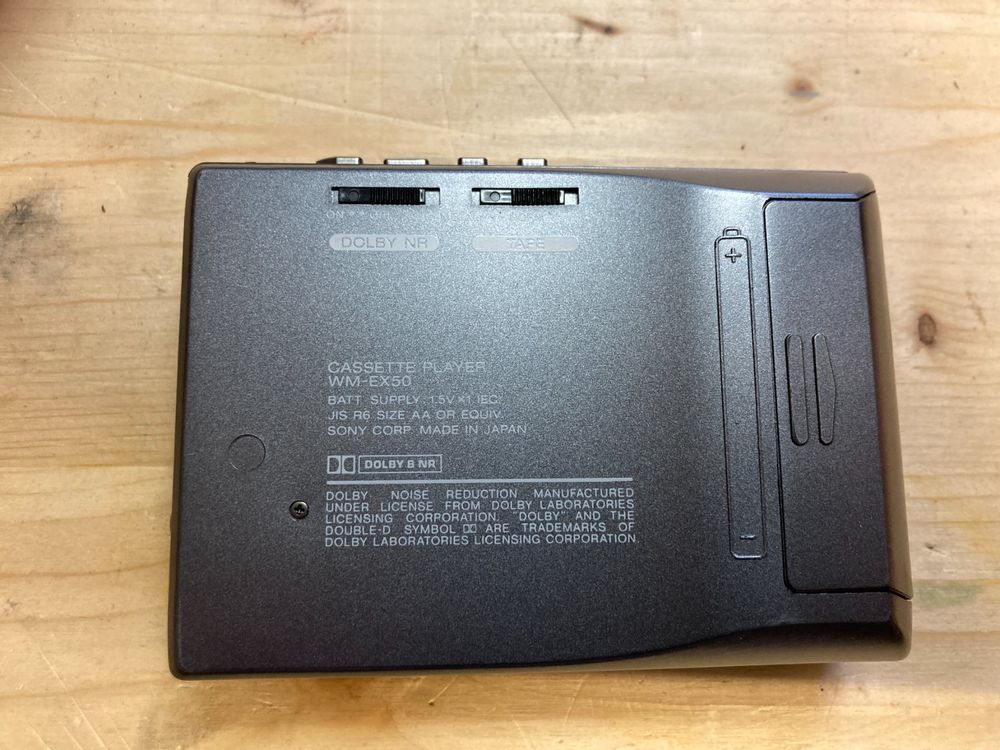 Sony WM EX50 Cassette Player / Walkman defekt | Kaufen auf Ricardo Sony WM EX50 Cassette Player / Walkman defekt | Kaufen auf Ricardo