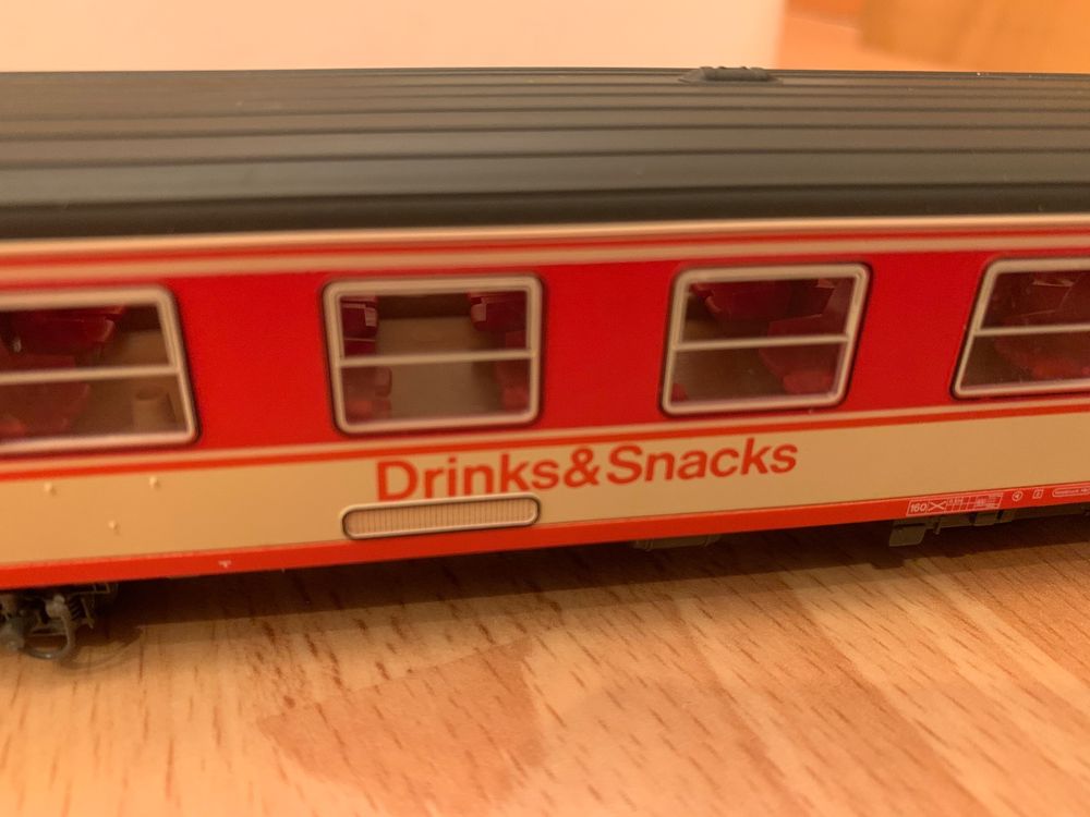Roco ÖBB Inland-Speisewagen Jaffa Drinks & Snacks (Nuovo e nell ...