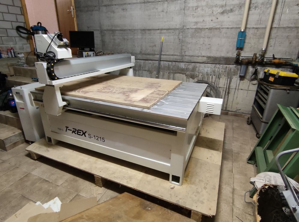 CNC Step High-Z T-REX S1215 - Holz & Blechfräse (D'occasion) à Rebstein ...