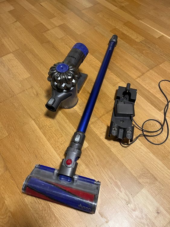 Dyson V6 Fluffy (Gebraucht) in Bauma für CHF 53 – nur Abholung auf Ricardo kaufen