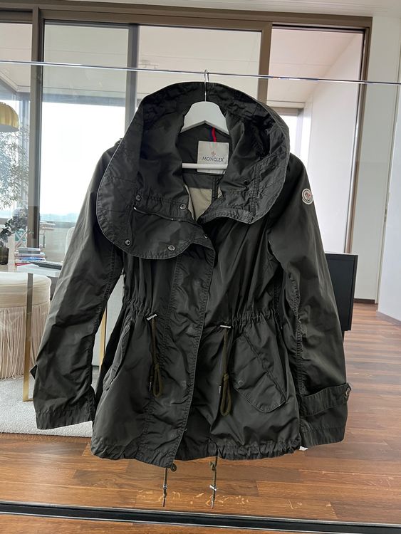 Moncler Windjacke (Gebraucht) in Zug für CHF 100 – mit Lieferung auf ...