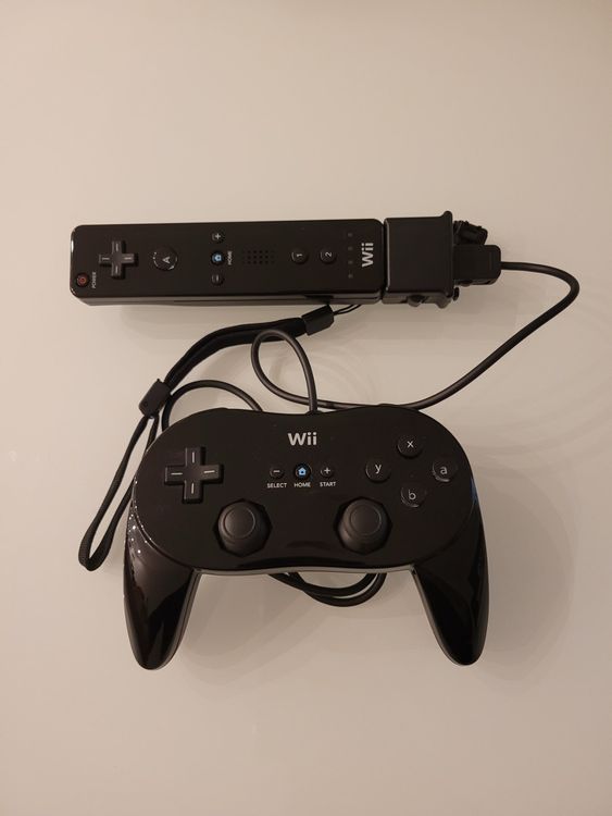 Wii Remote mit Motion Plus Adapter inkl. Classic Controller (Gebraucht ...