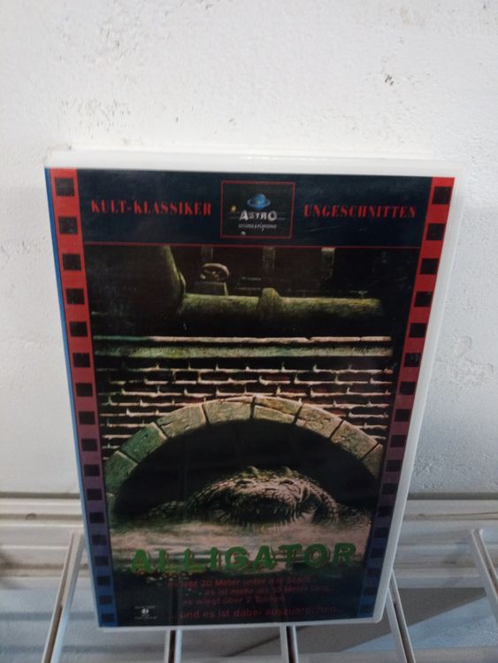 VHS ALLIGATOR ASTRO VIDEO KULT UNCUT HORROR (Gebraucht) in Brienz BE ...