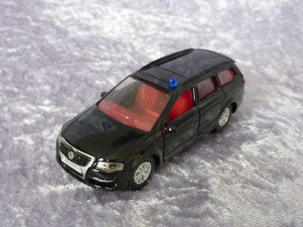 VW Passat Variant Zivilpolizei Siku (Gebraucht) in Dürrenäsch für CHF ...