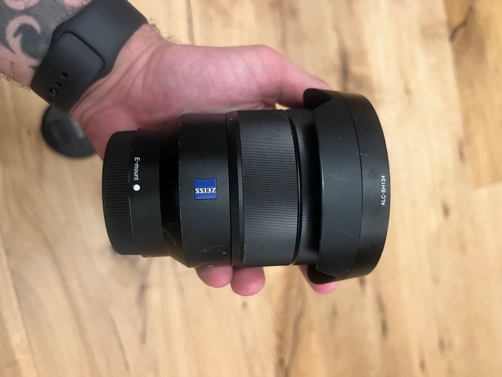 Sony Zeiss F4 16-35mm (Gebraucht) in Niedergösgen für CHF 300 – mit Lieferung auf Ricardo kaufen
