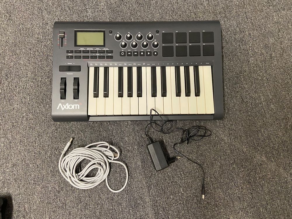 Midi-Controller M-Audio Axiom 25 | Kaufen auf Ricardo